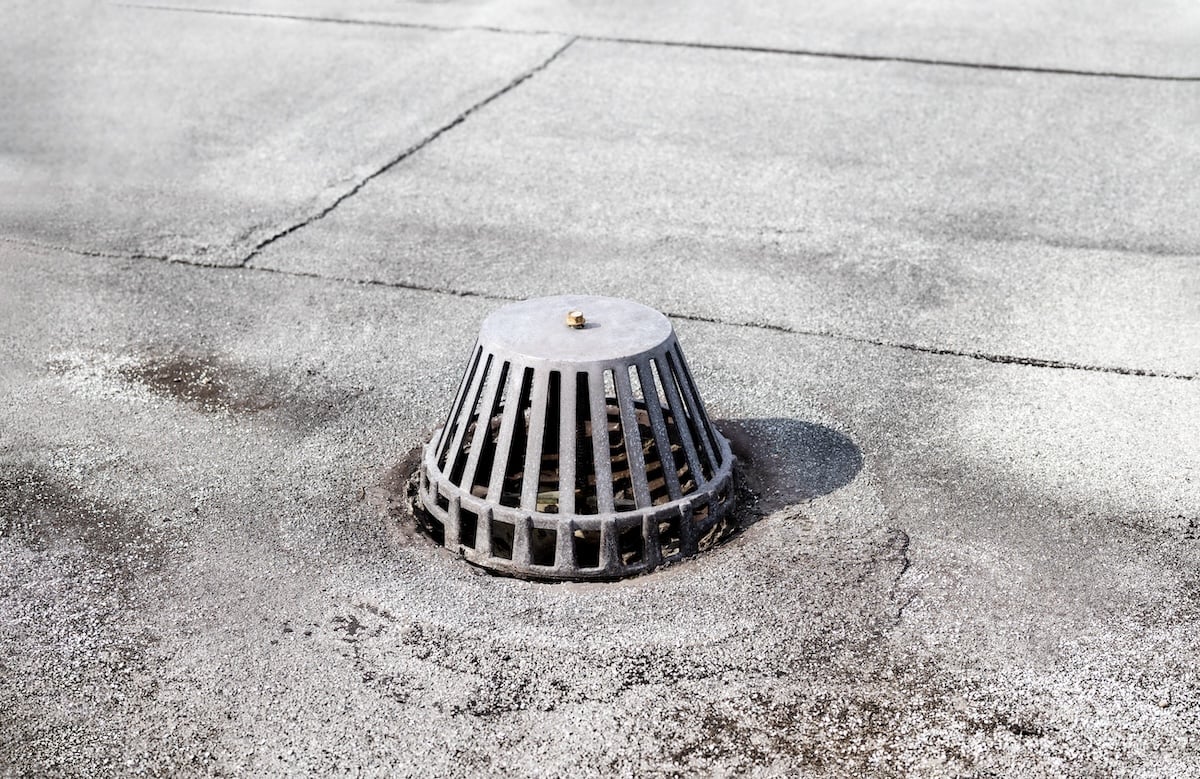Flat Roof Drainage: What Are Top 4 Solutions?