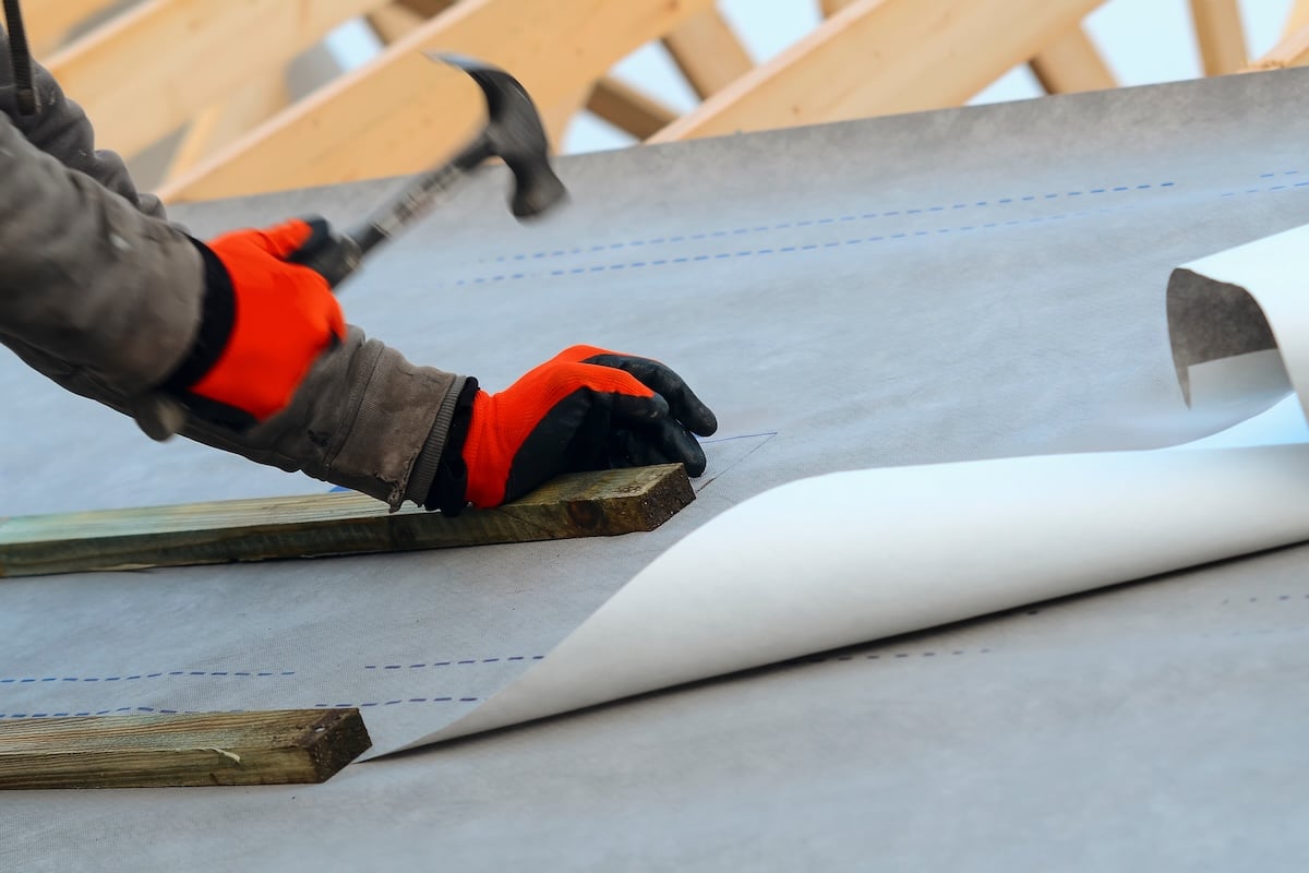 Synthetic Roof Underlayment (Benefits, Installation & More)